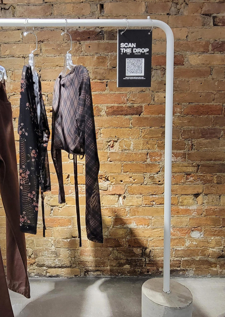 Garage's Connected Pop-Up Store by Groupe Dynamite Inc. - Design Raid